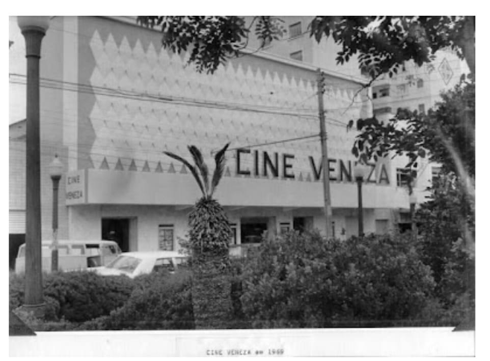 O Cine Veneza, o Cine Capri e o canal 100: o futebol e a arte nos ...